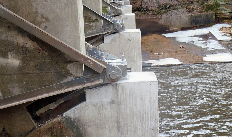 Altoona Dam Gate Pier Reconstruction - River Engineering + Water ...