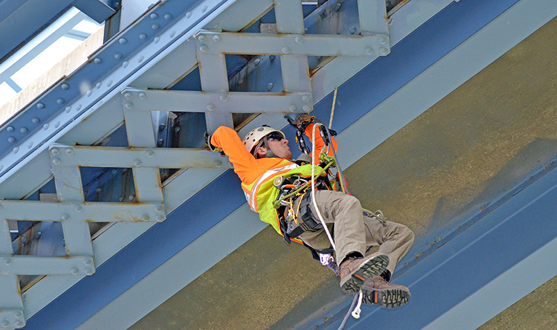 Cass Street Bridge Inspection - Structural Inspection - Ayres