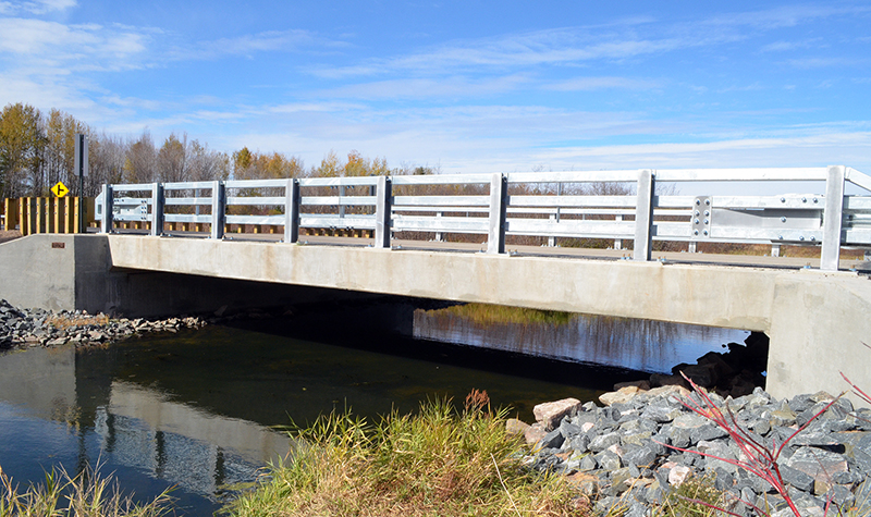 Chippewa CTH X Bridge - Structural Design & Analysis - Ayres