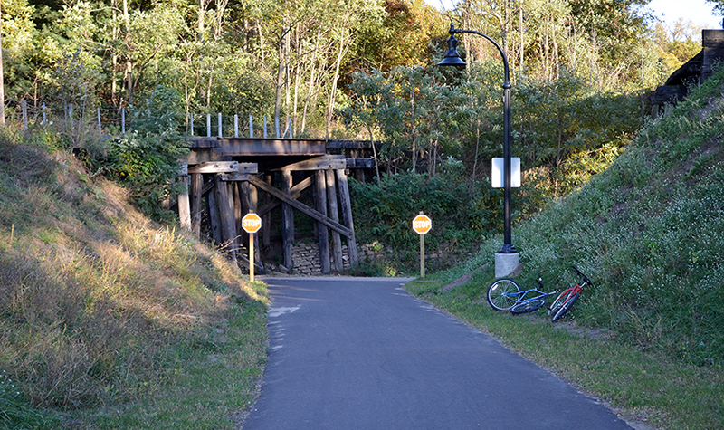 High Bridge Bike/Pedestrian Facility - Structural Design & Analysis - Ayres