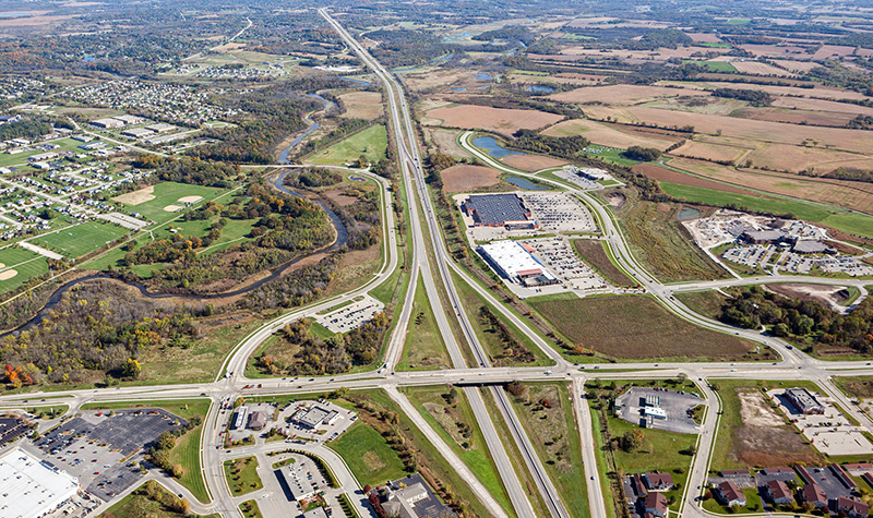 Waukesha County I-43 Upgrade - Roadway Design - Ayres