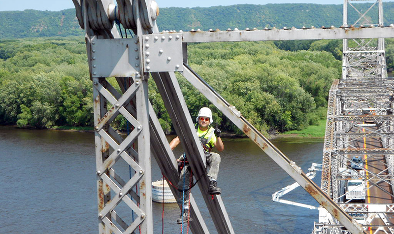 Mississippi River Bridge Inspections - Structural Inspection - Ayres