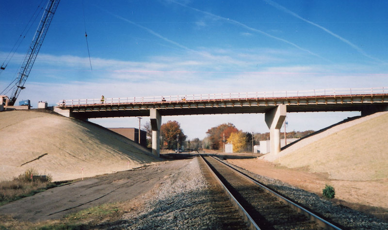 Portage CTH J Overpass - Structural Design & Analysis - Ayres