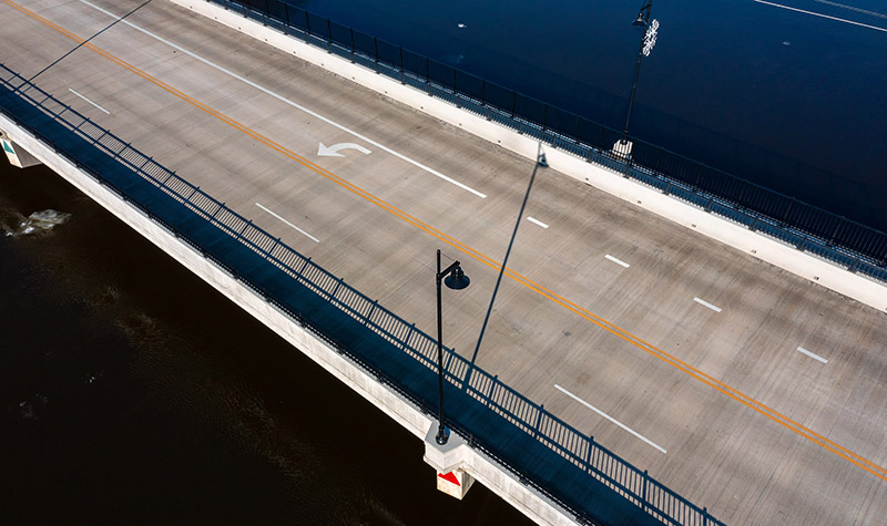 Fort Atkinson Robert Street Bridge - Roadway Design - Ayres