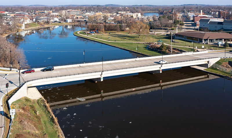 Fort Atkinson Robert Street Bridge - Roadway Design - Ayres