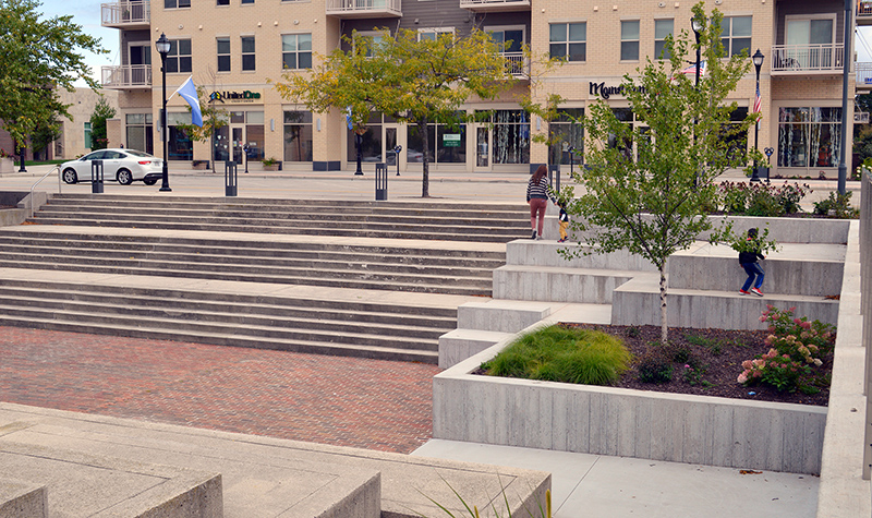 Mead Library Plaza - Landscape Architecture - Ayres