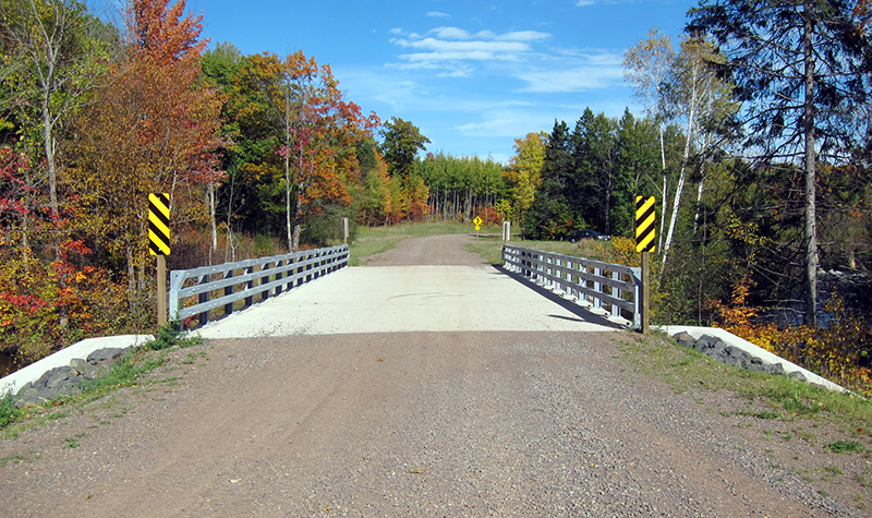 Wozny Road Bridge over Totagatic River - Structural Design & Analysis ...