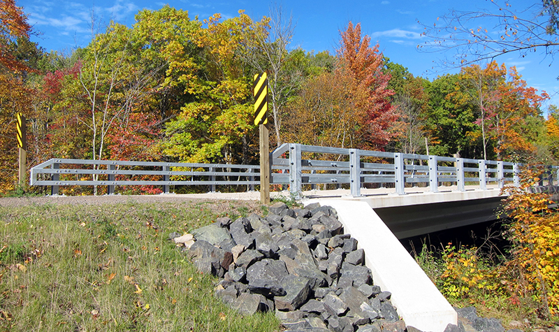 Wozny Road Bridge over Totagatic River - Structural Design & Analysis ...