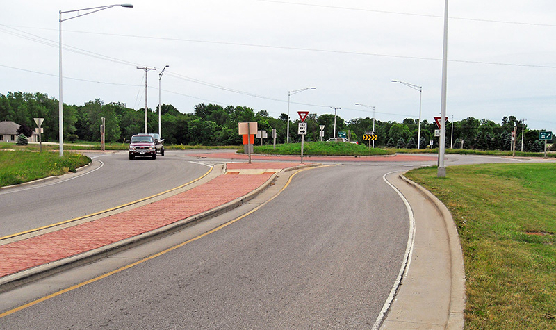 14th Street Roundabout - Traffic Engineering - Ayres