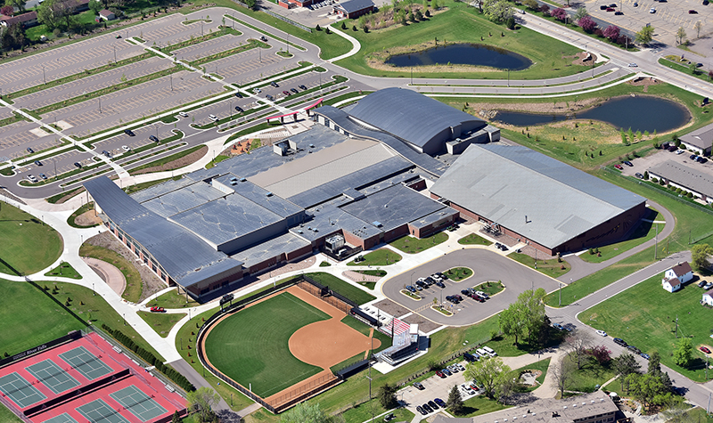 UW-River Falls Falcon Center - Architecture - Ayres