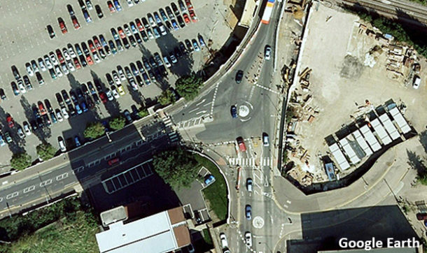 What’s a Mini Roundabout, And Why Is It Effective? - Ayres